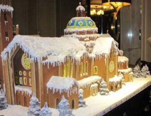 Largest Giant - Custom Gingerbread Christmas House Cakes